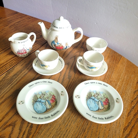 Wedgwood | Dining | Vintage Peter Rabbit Tea Set By Wedgewood Pieces ...